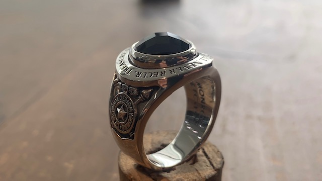 人差し指用のカレッジリング(FC-195-SV) – シルバーアクセサリー / Dr MONROE【ドクターモンロー】公式サイト